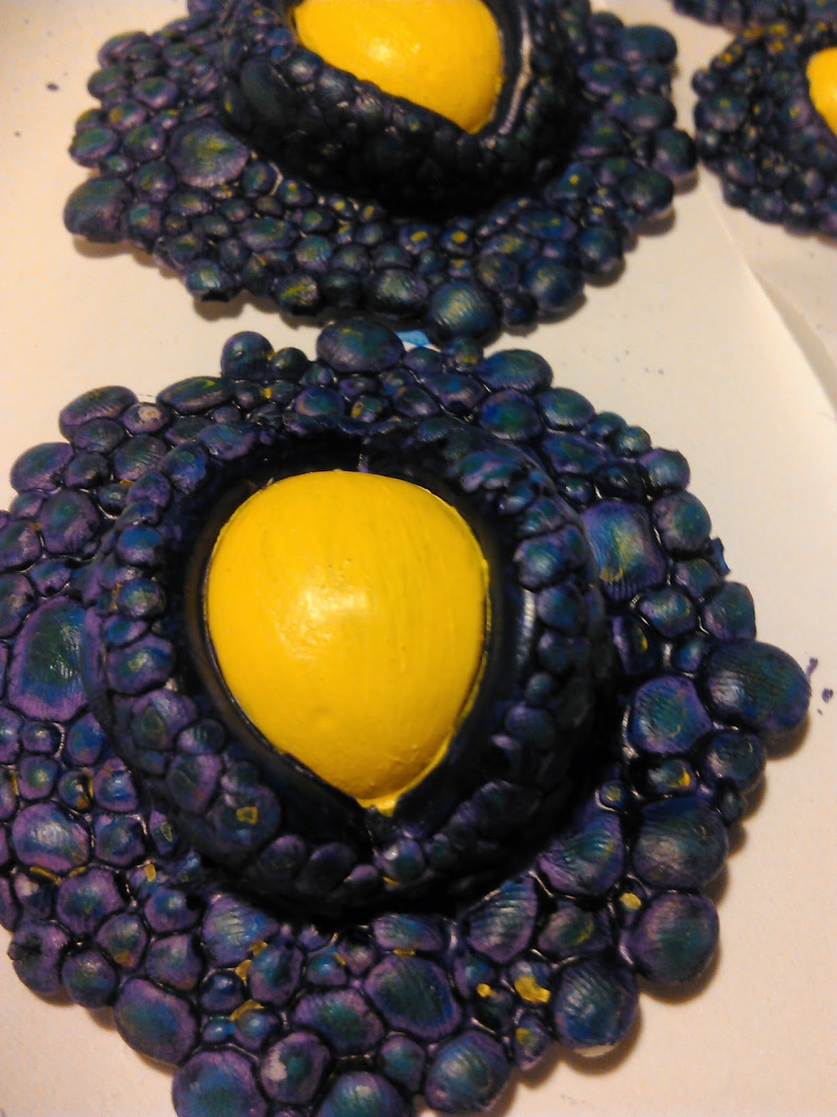 Kitsune_Crafts: Dragon Eye Sculpture and painting tutorial